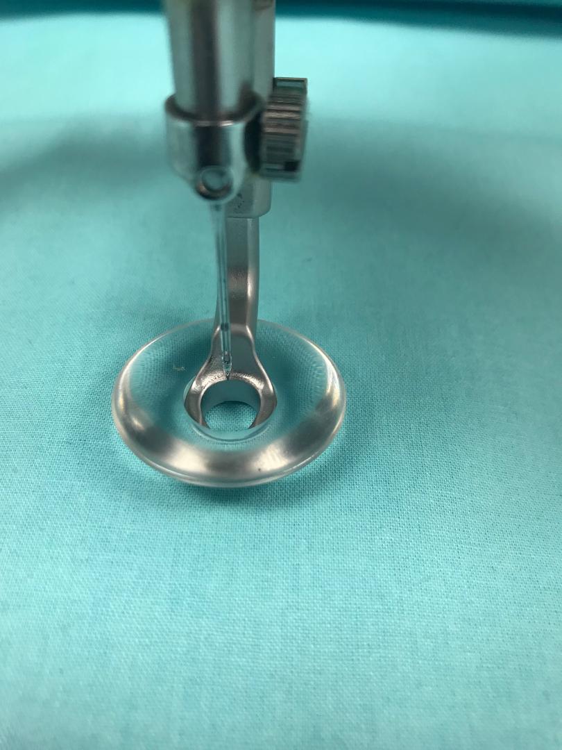 Spoon Foot - Q'Nique Machines - Poodle Discount | QuiltFrog.com